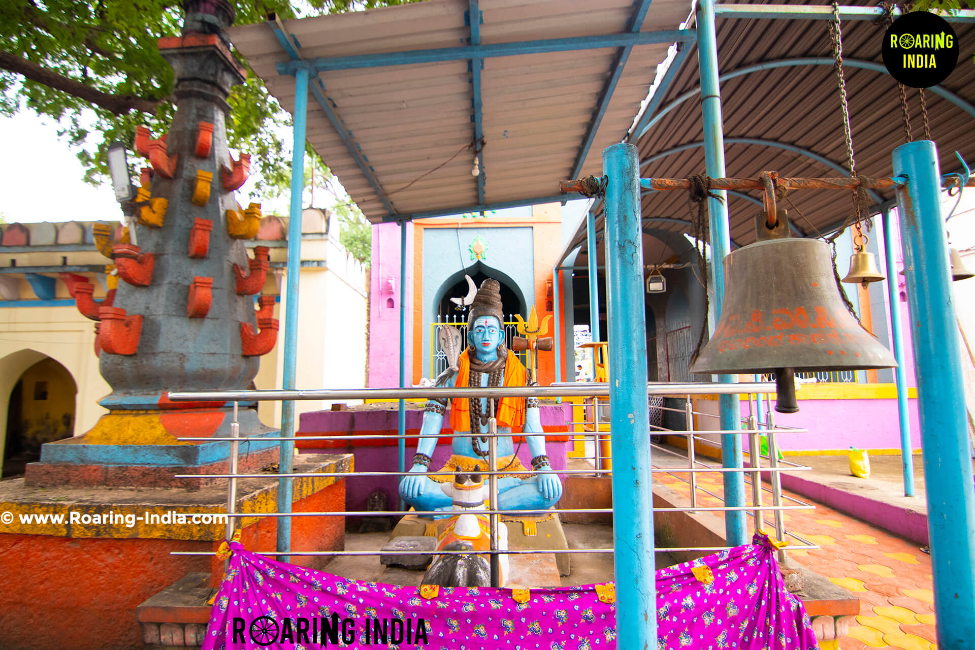 Shri Siddeshwar Temple Athani - Roaring India